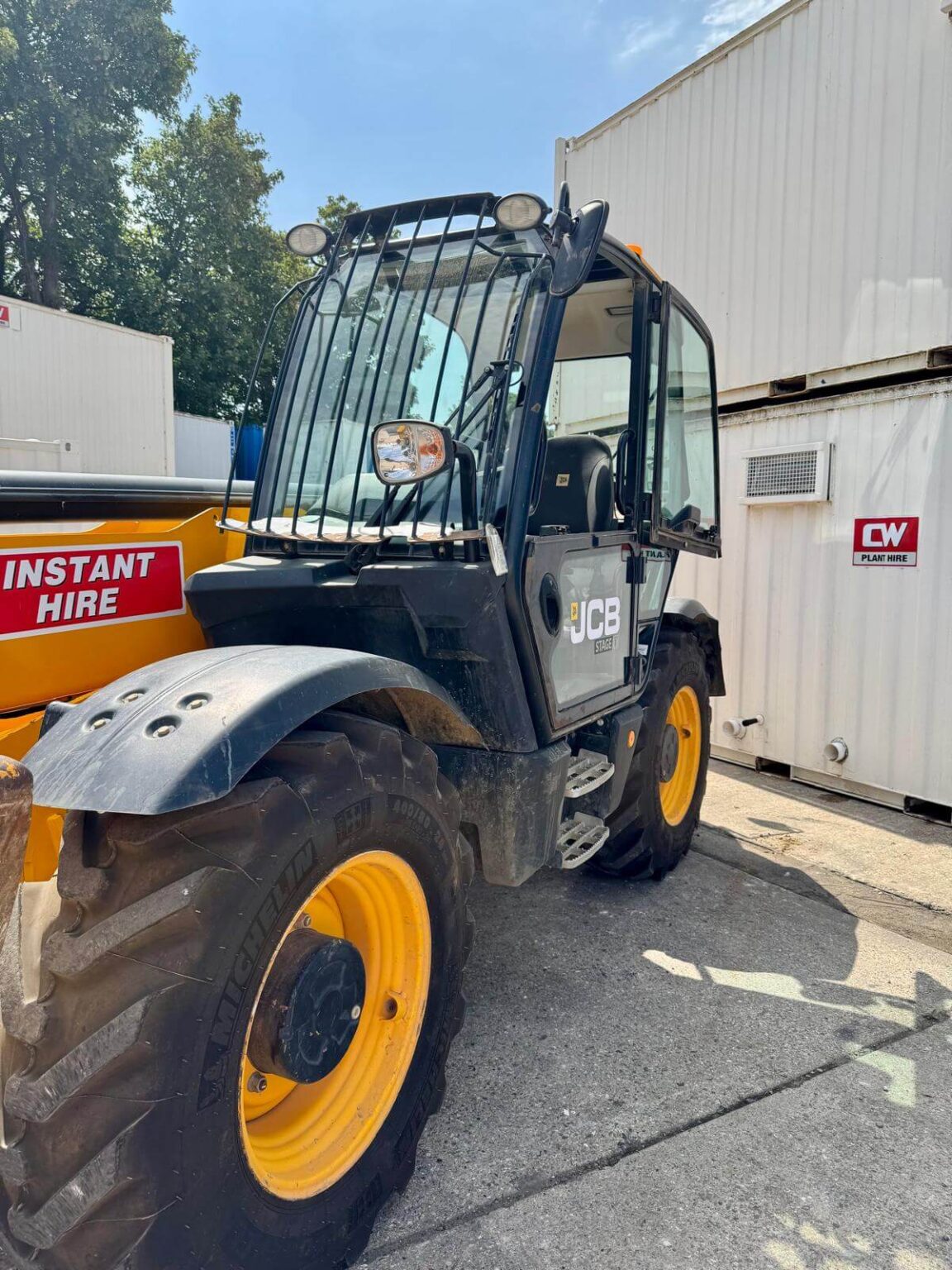 JCB 540-140 Telehandler - Charles Wilson